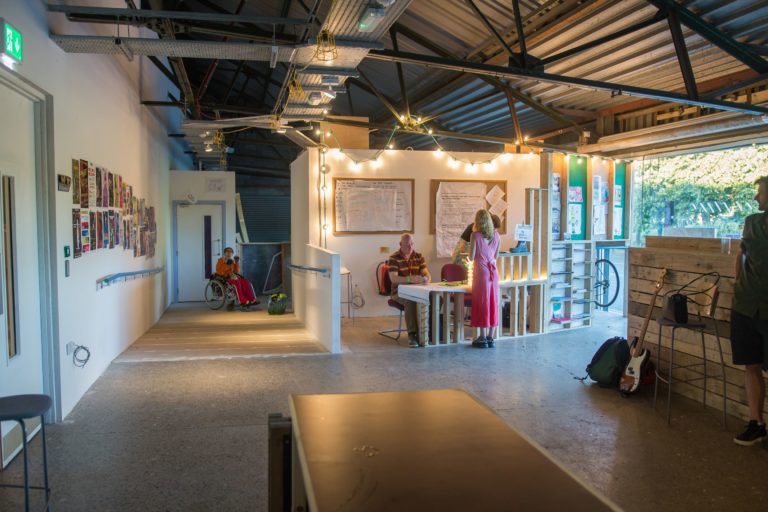 Star & Shadow community cinema